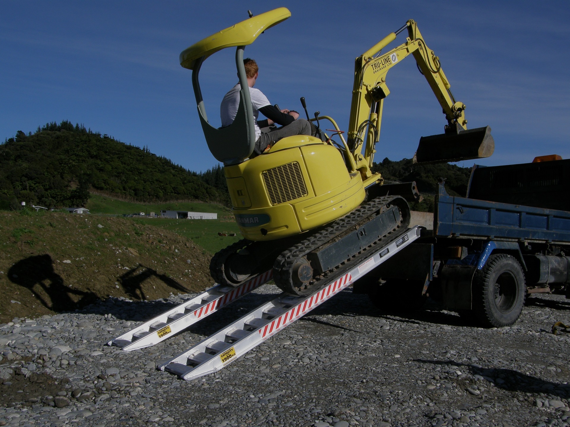 Aluminium Loading Ramps NZ - Hyway Manufacturing Ltd